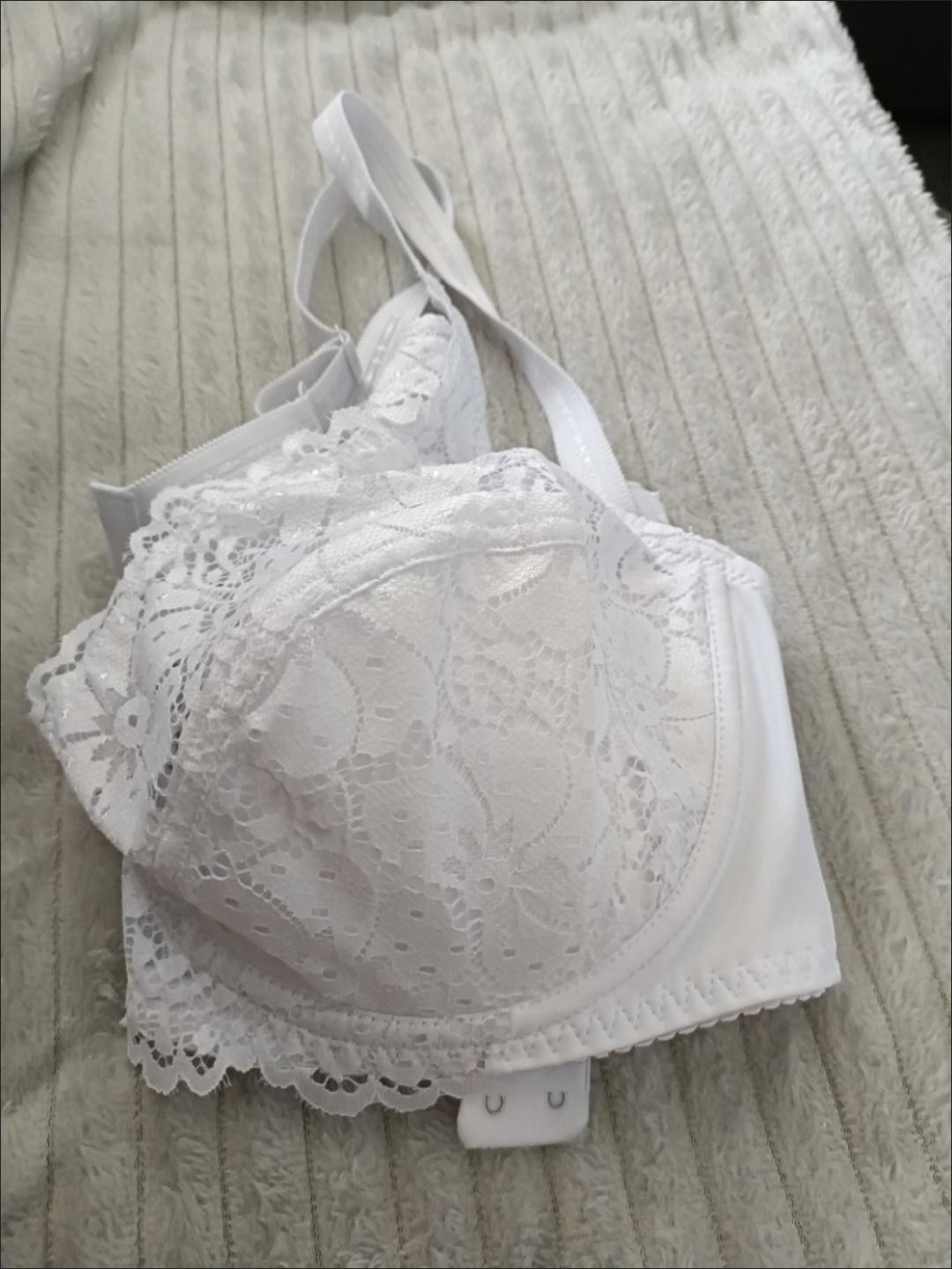 Kontrast-spitzen-bh Und Höschen, Sexy Fliege, Push-up-bh Und Tanga ...