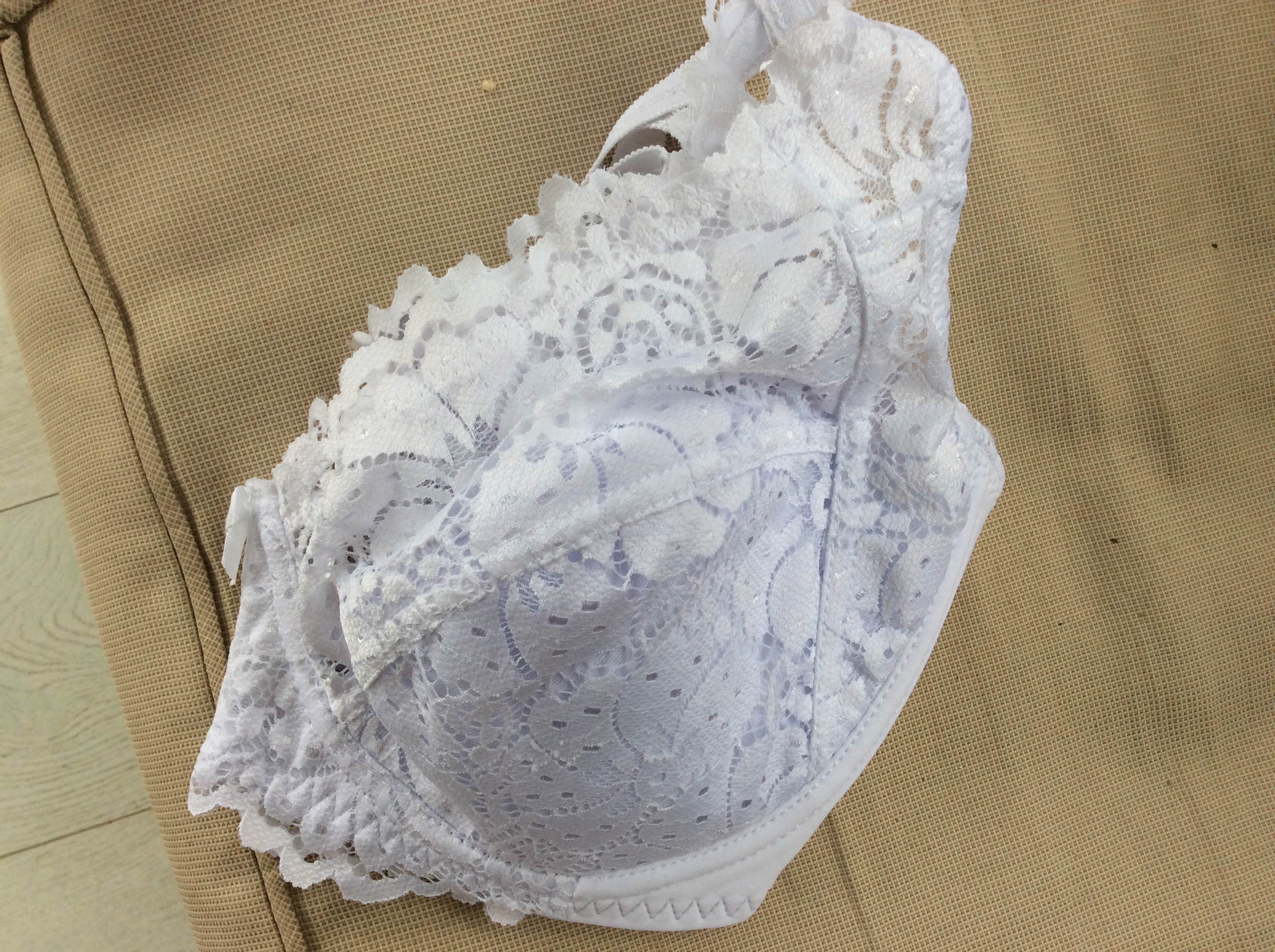 Kontrast-spitzen-bh Und Höschen, Sexy Fliege, Push-up-bh Und Tanga ...